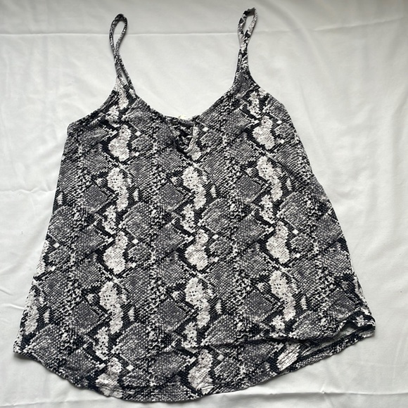 Pink Republic | Tops | Snakeskin Tank Stop With Crisscross Detailing ...